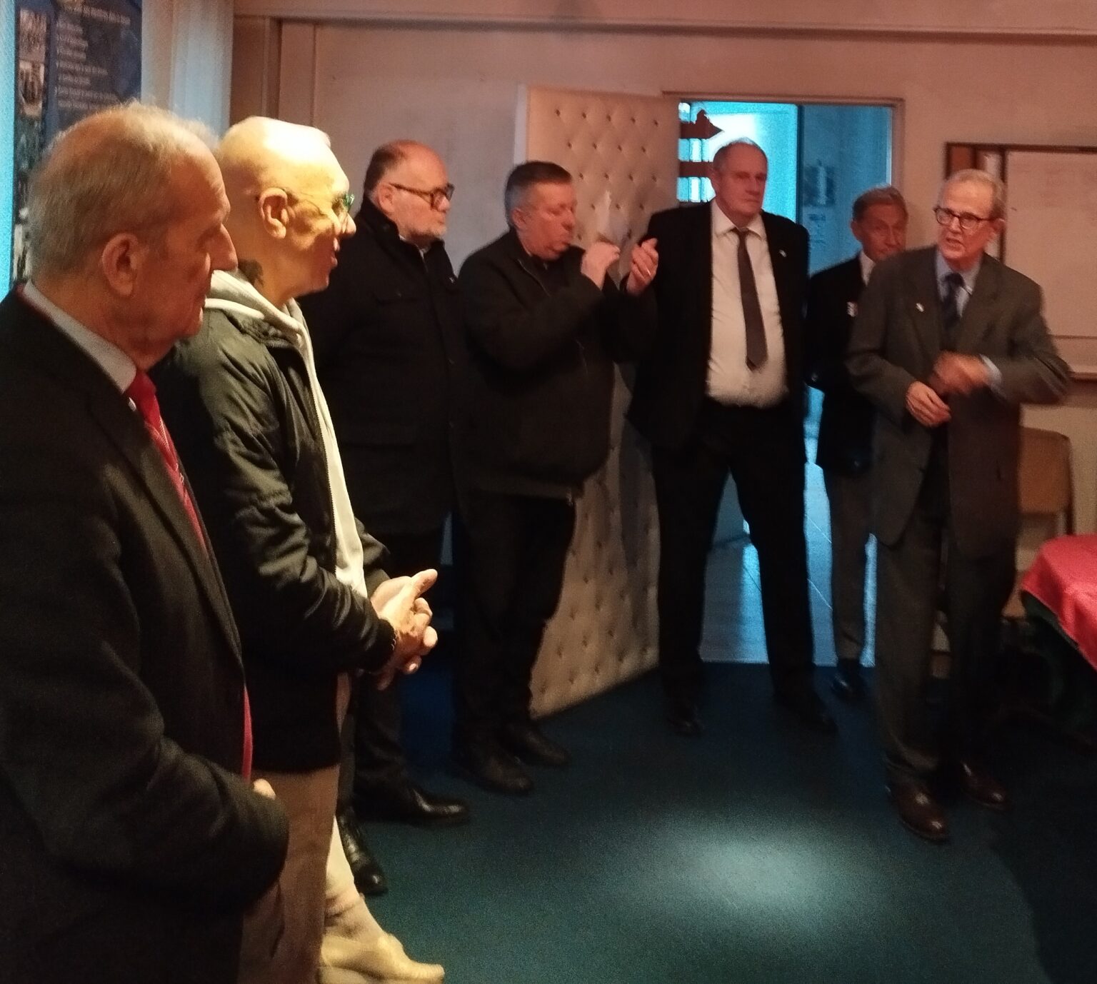 LE PERE NOEL EST PASSE CHEZ LES CADETS DE L'UNC — Union Nationale des ...